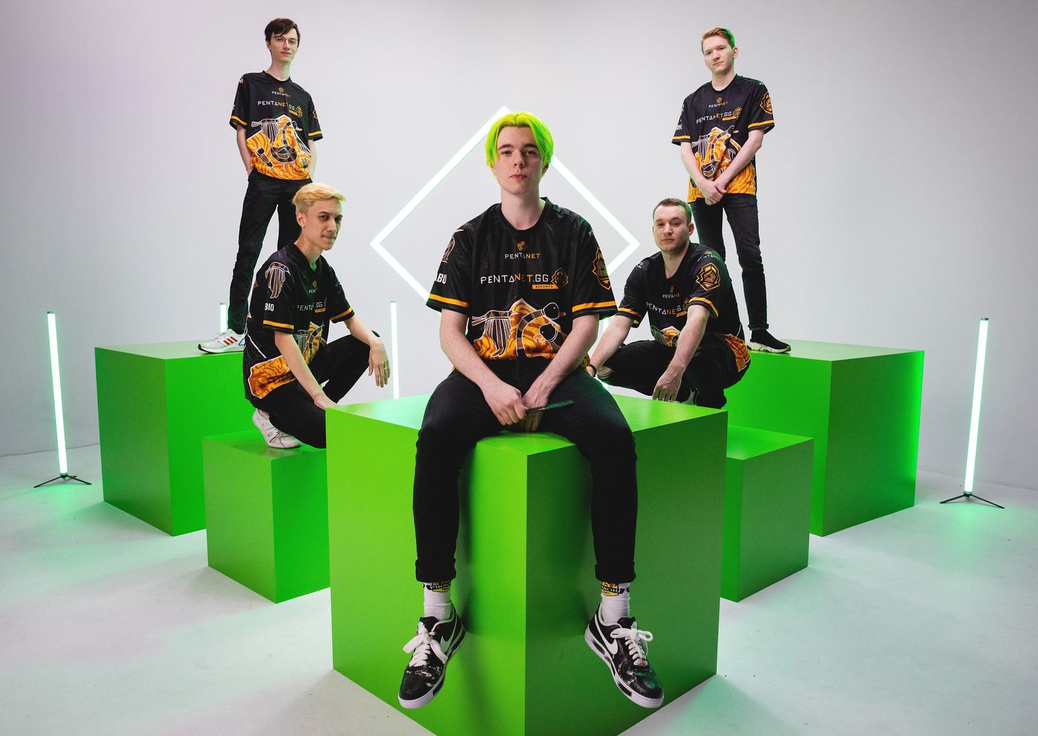 《英雄聯盟》季中邀請賽 A 組 RNG、PGG 挺進六強 PSG 今晚出戰 B 組爭取晉級資格《League of Legends》 - 巴哈姆特