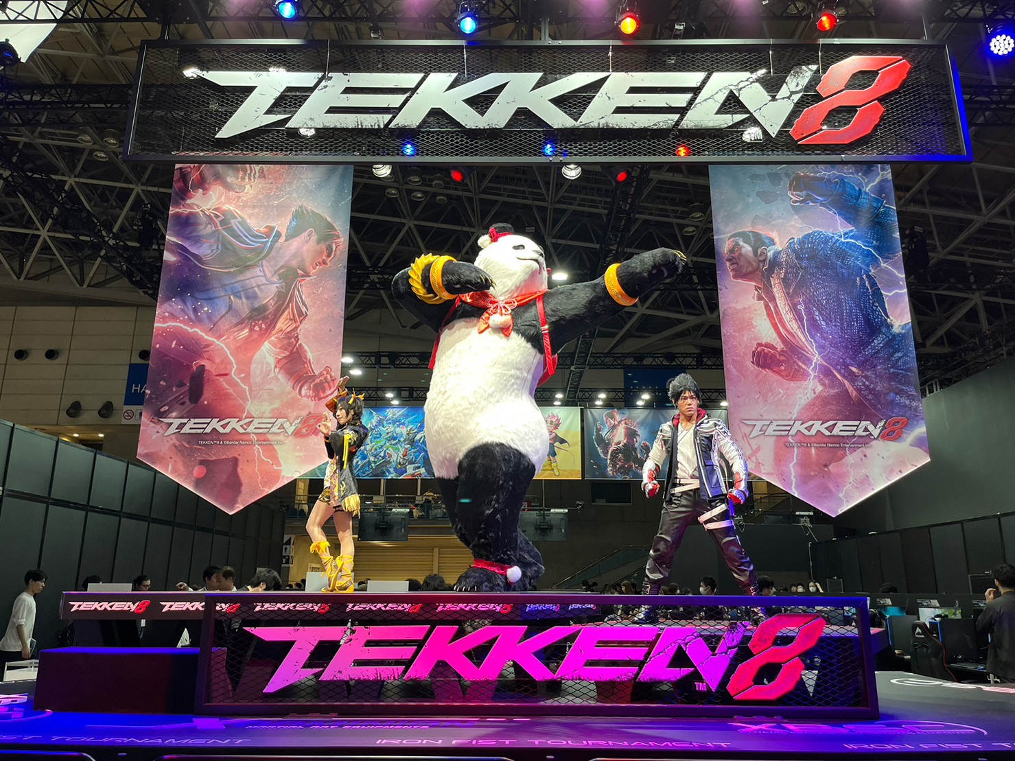 【TGS 23】《鐵拳 8》漂亮野獸「熊貓」確定參戰！ 等身大雕像逗趣現身《Tekken 8》 - 巴哈姆特