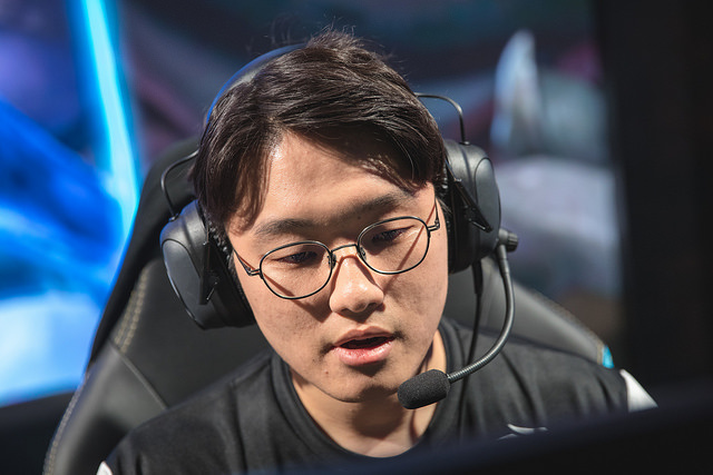 曾拿下《英雄聯盟》世界冠軍選手 CoreJJ 加入 Team Liquid 將與大師兄 Doublelift 搭檔《League of ...