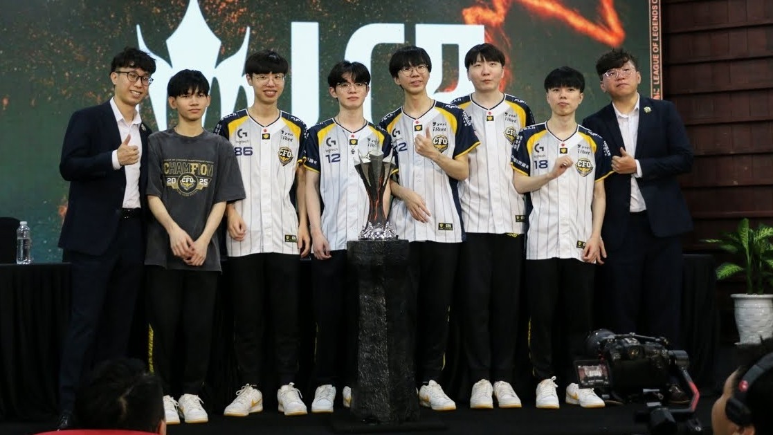 《英雄聯盟》LCP 決賽賽後 CFO 媒體聯訪 Chawy 教練表示「三個冠軍超乎想像，HongQ 成長幅度大」《League of ...