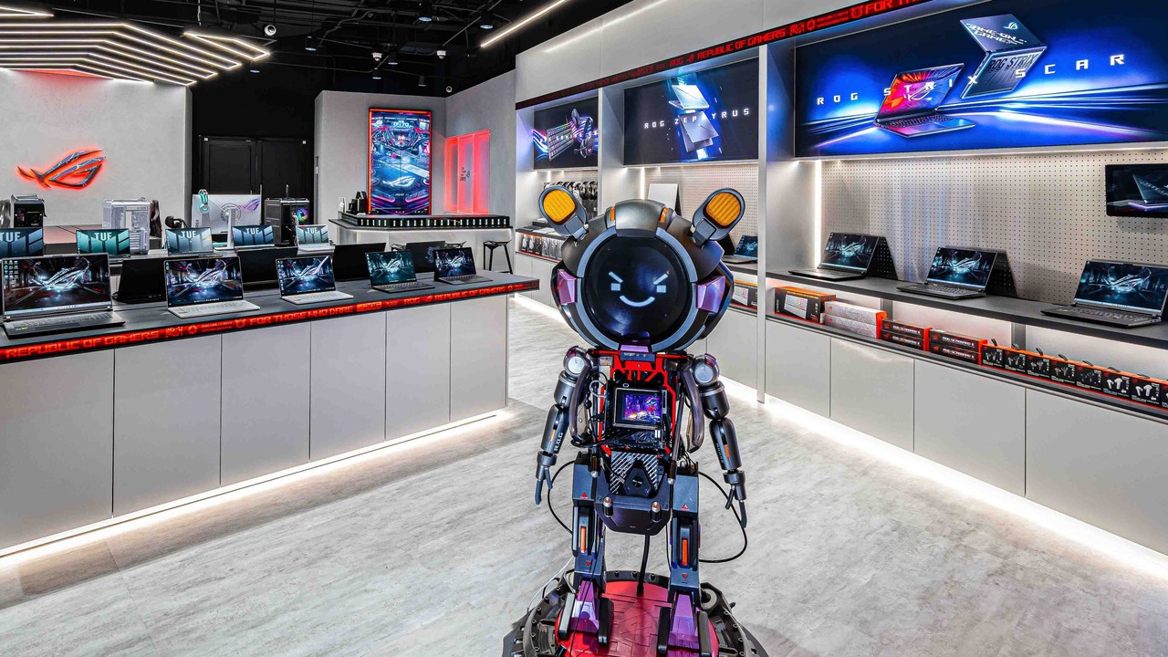 ROG 三創旗艦店今日改裝開幕 官方吉祥物 OMNI AI 機器人限定登場 - 巴哈姆特