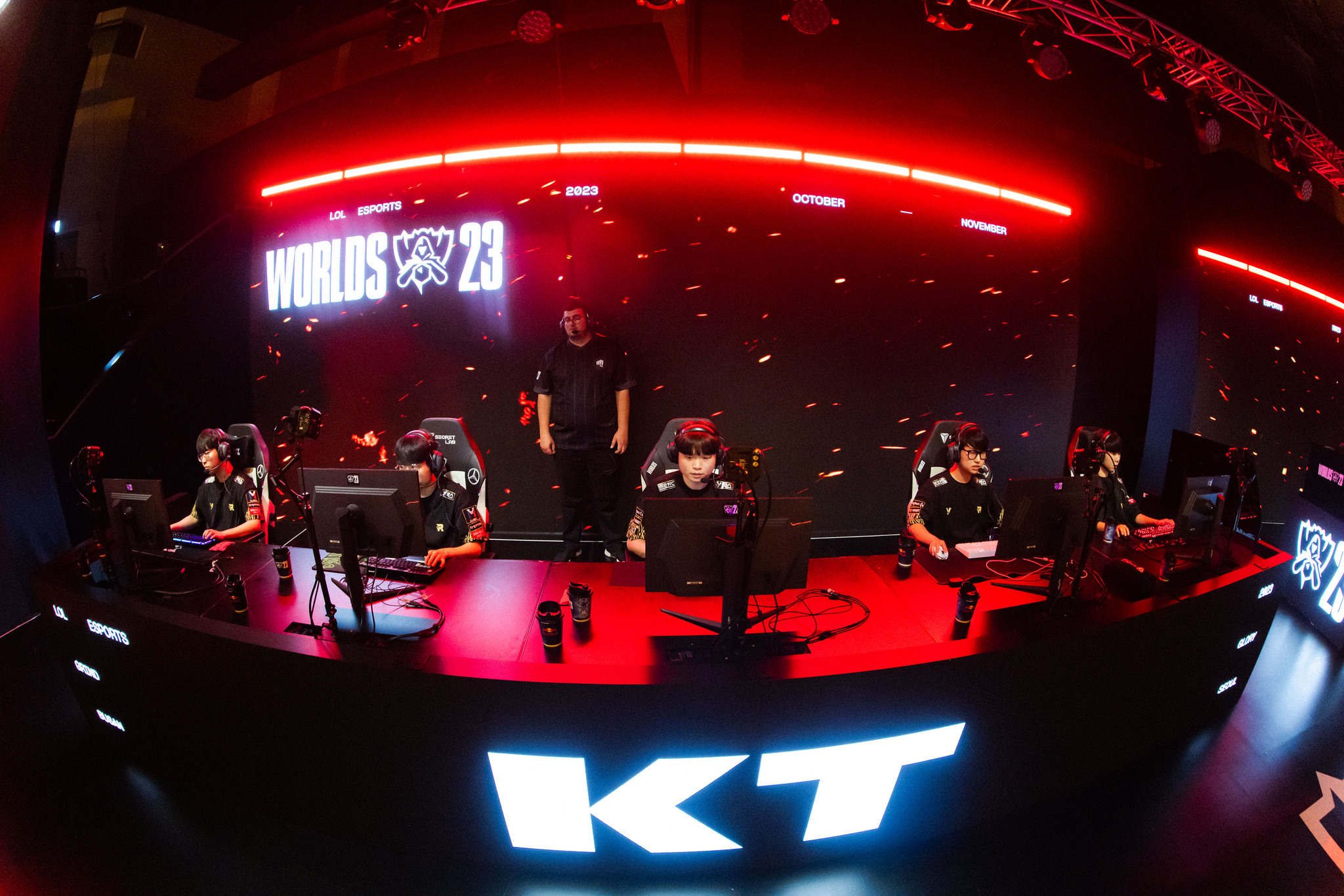 《英雄聯盟》2023 世界大賽瑞士輪第四天 隊伍 T1、NRG、BLG、KT 皆再奪一勝《League of Legends》 - 巴哈姆特