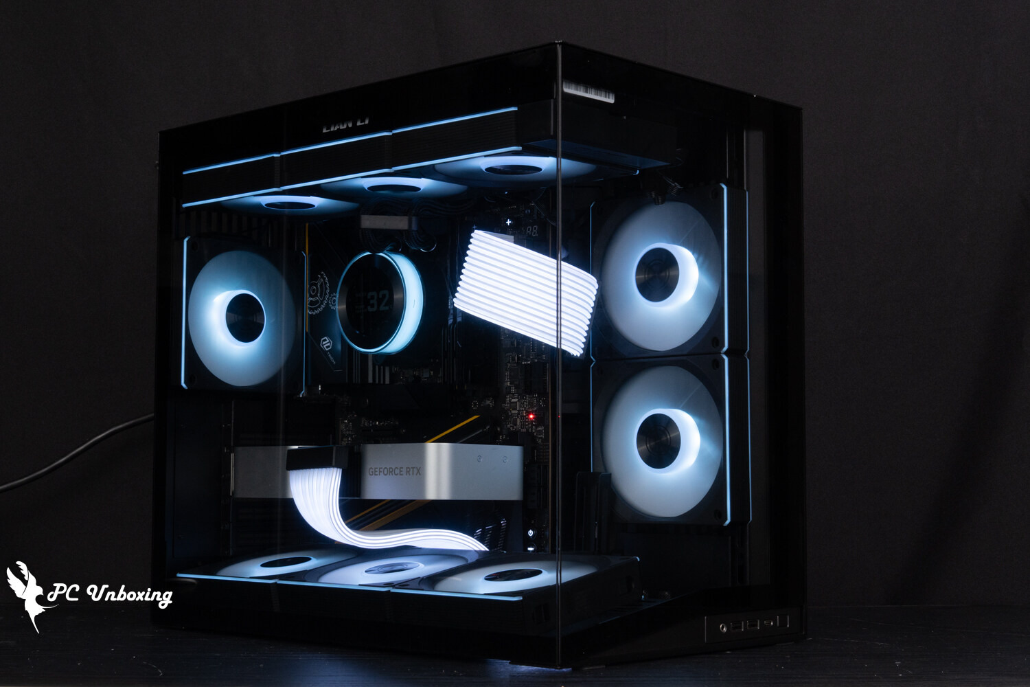 LIAN LI 聯力 O11 DYNAMIC MINI V2(O11D MINI V2) 機殼開箱評測 - blactop777的創作 - 巴哈姆特