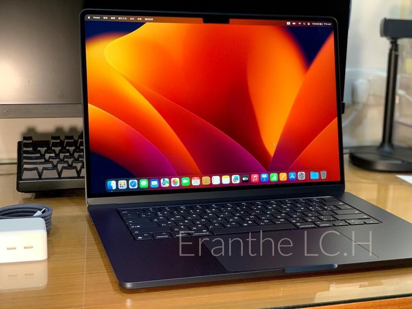 開箱.｜Macbook Air 15" ．不屬於我的午夜色 - dora1022的創作 - 巴哈姆特