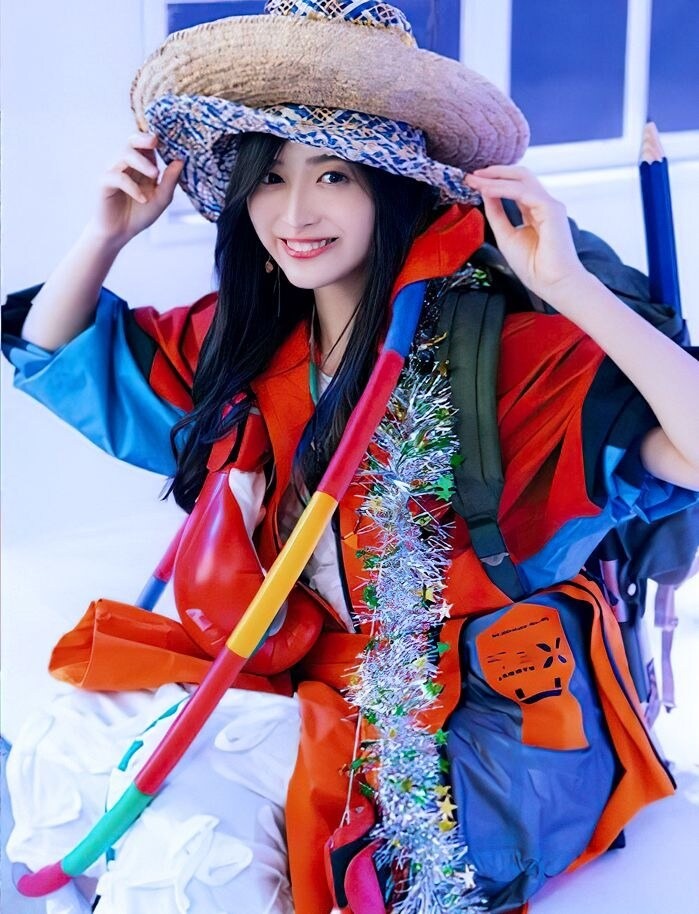 乃木坂46 33rd 「おひとりさま天国」MV衣裝 - ej02140508的創作 - 巴哈姆特