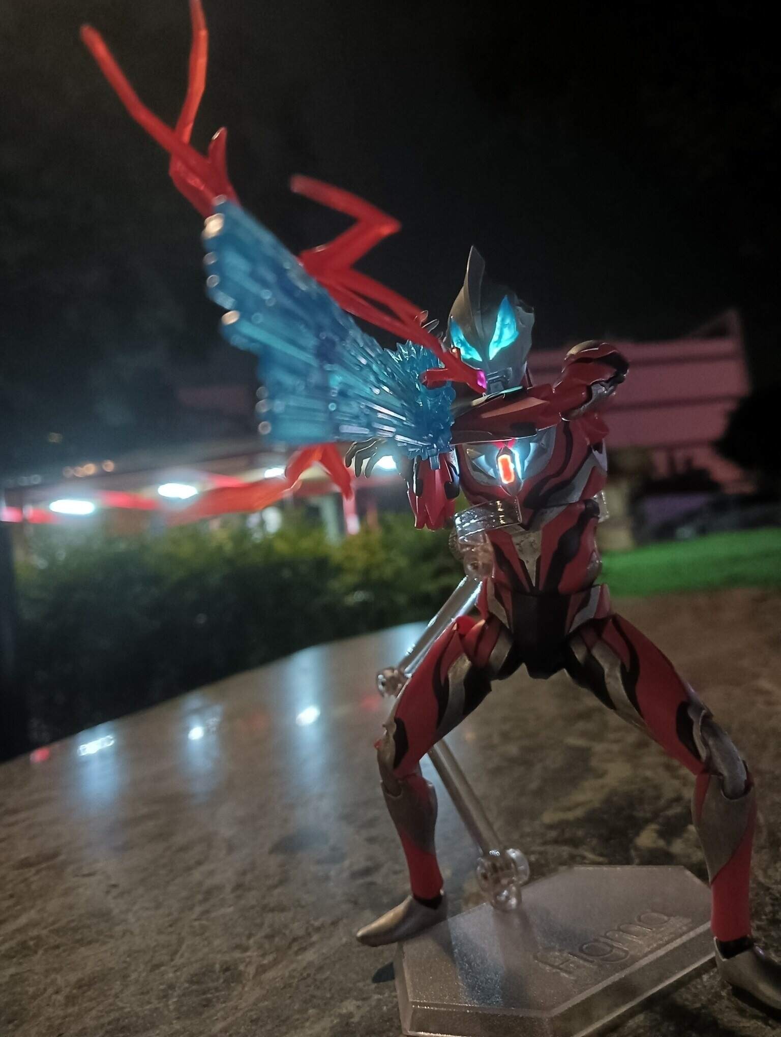 [達人專欄] 【中二玩模型】即使身為Geed，還是不能沒有燈！ - redlizard01的創作 - 巴哈姆特