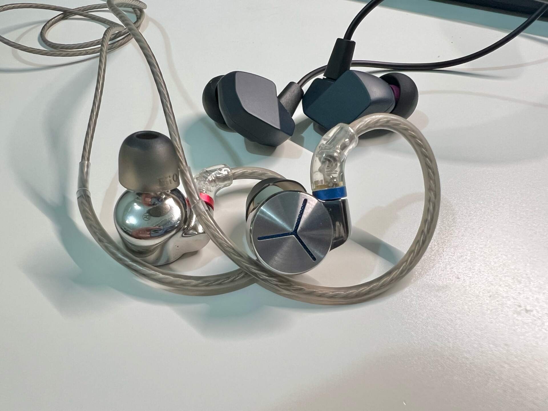 喇叭般的調音？Fiio JD7 簡短聽感心得 - respawnbles的創作 - 巴哈姆特