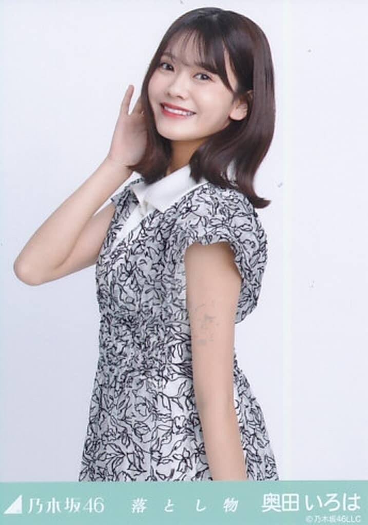 乃木坂46 36th 「落とし物」歌唱衣裝 - ej02140508的創作 - 巴哈姆特