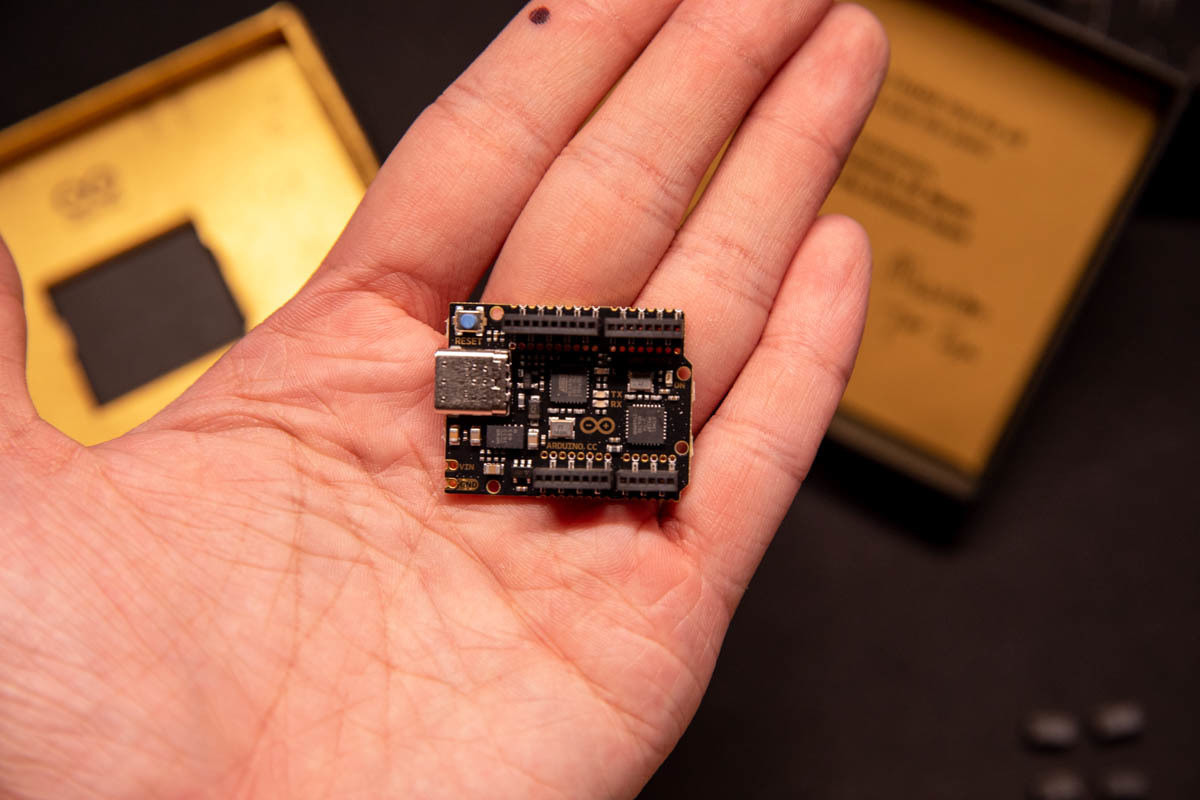 【簡單開箱】對單晶片開發的愛 Arduino UNO Mini Limited Edition - willie183tw的創作 - 巴哈姆特