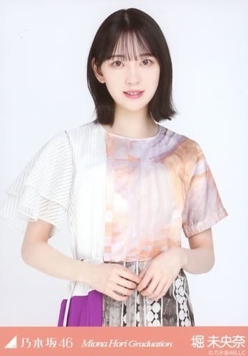 乃木坂46 25th 「アナスターシャ」歌唱衣裝 - ej02140508的創作 - 巴哈姆特