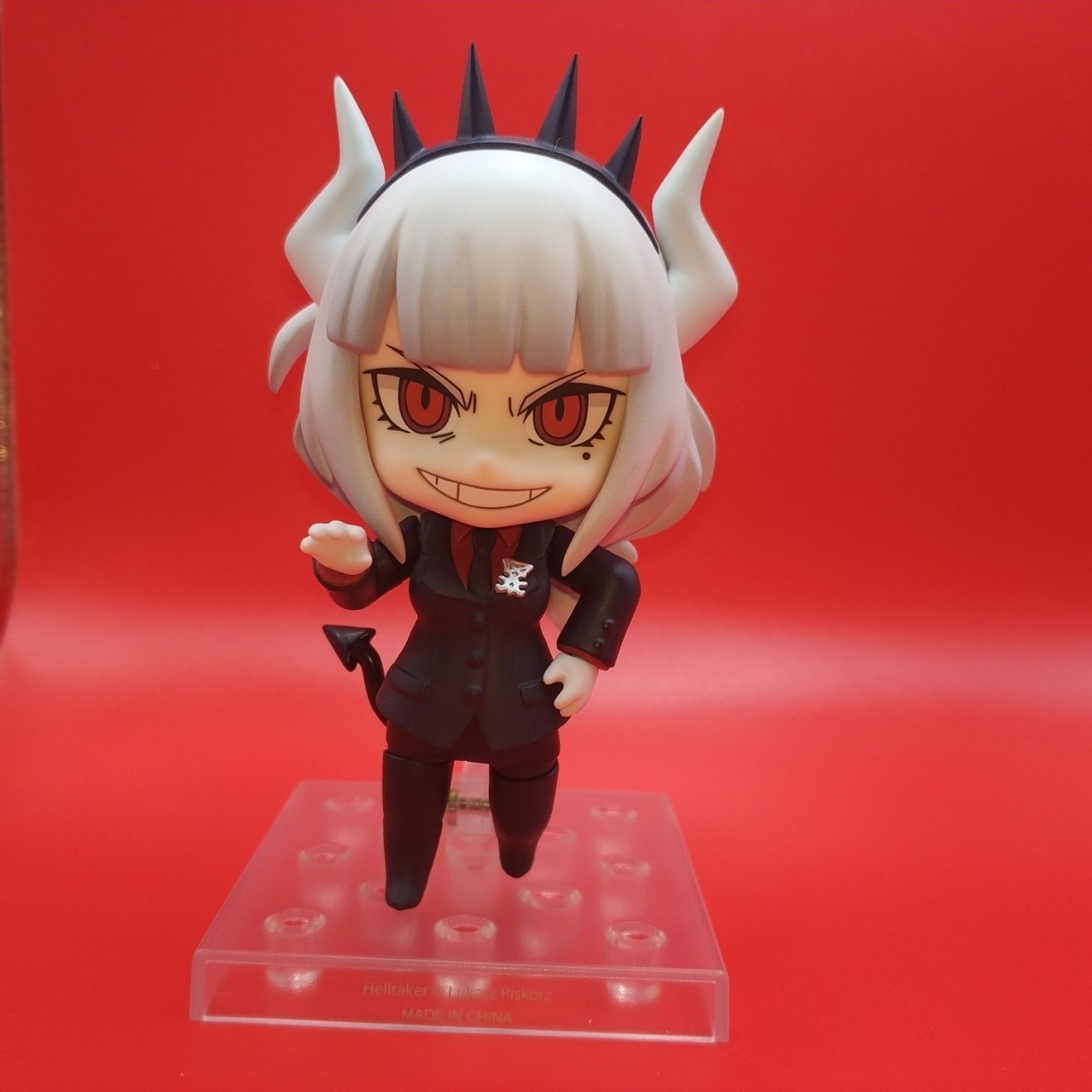 【黏土人】GSC(好微笑) NO.1622 地獄征服者(Helltaker) 路西法 一般版 開箱 - penpen895的創作 - 巴哈姆特