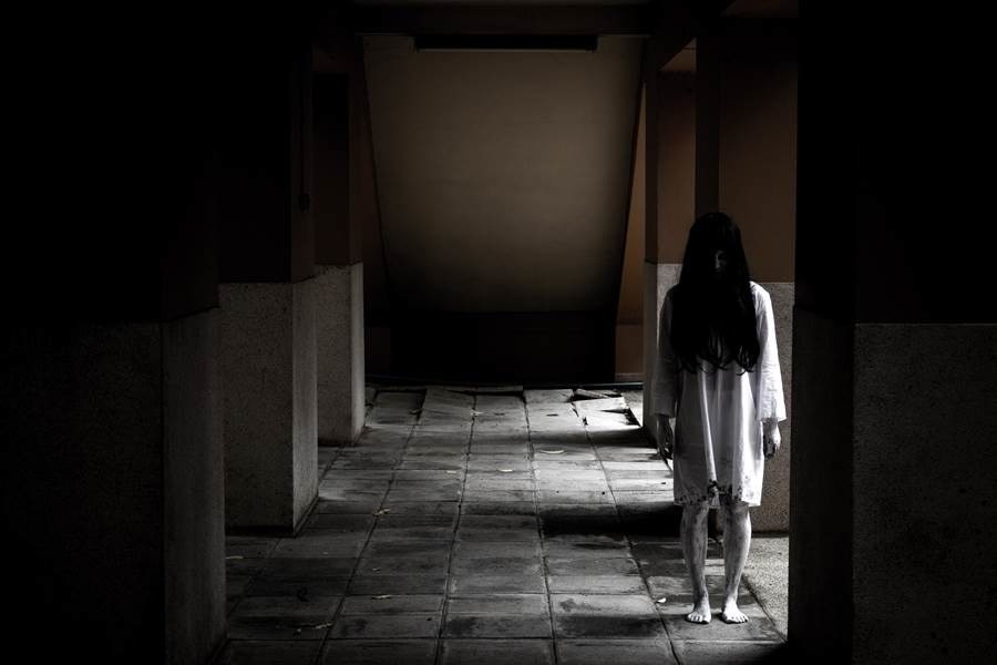 嘛....就發個鬼故事囉 - ash62646的創作 - 巴哈姆特