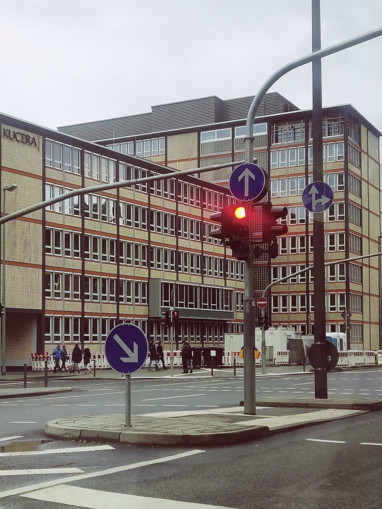 [達人專欄] 從一場死亡車禍，看見社會中的「能力歧視」現象 - johnny860726的創作 - 巴哈姆特