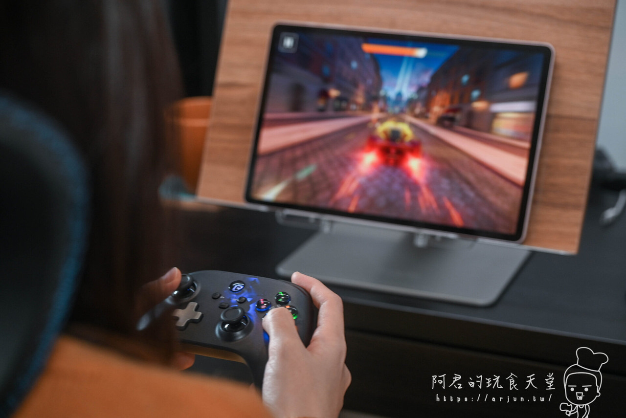 [達人專欄] 【開箱】Bteam Beyond 宇航版｜為遊戲而生！支援NS/PC/手機，無線遊戲手把推薦 - z24518261的創作 - 巴哈姆特