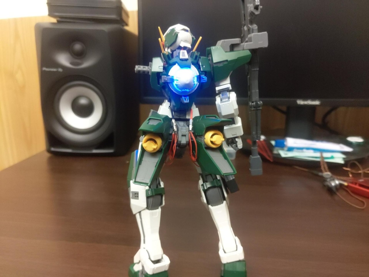 MG GN-002 Gundam Dynames Part2 - GN爐啟動~ - zzxxcc130的創作 - 巴哈姆特