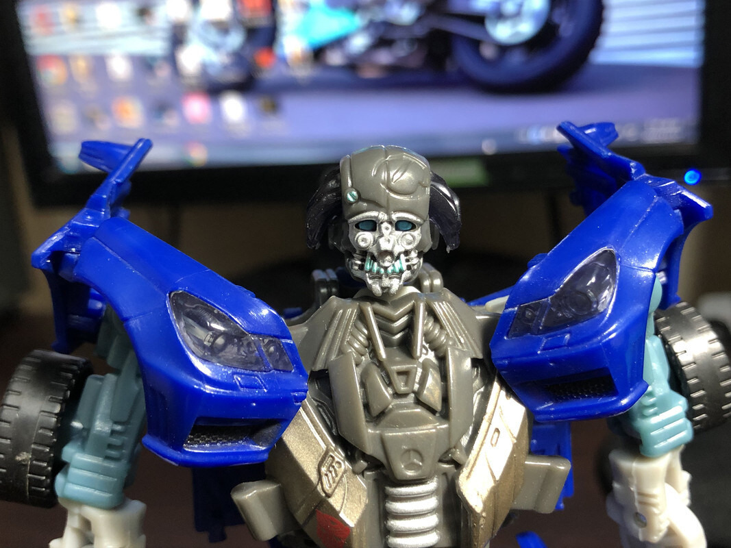 變形金剛 3 DOTM DELUXE Class - QUE / AD-EX WHEELJACK - mazadfd3s的創作 - 巴哈姆特