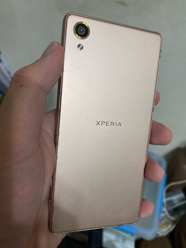 老手機回顧：SONY Xperia X 試用心得 - A10340201的創作 - 巴哈姆特