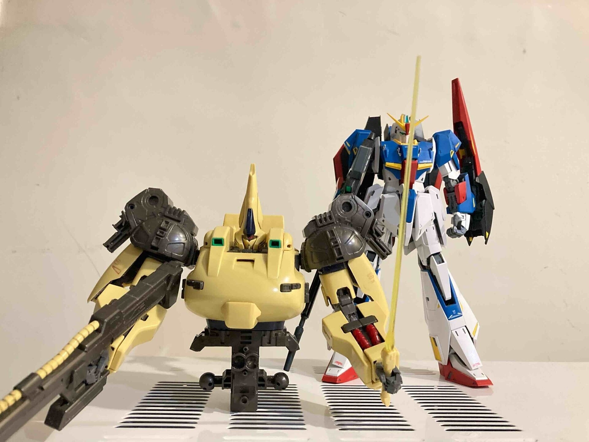 [達人專欄] 20250301 2月份模玩進度，MG 吉歐、HG 異靈 - a128098527的創作 - 巴哈姆特