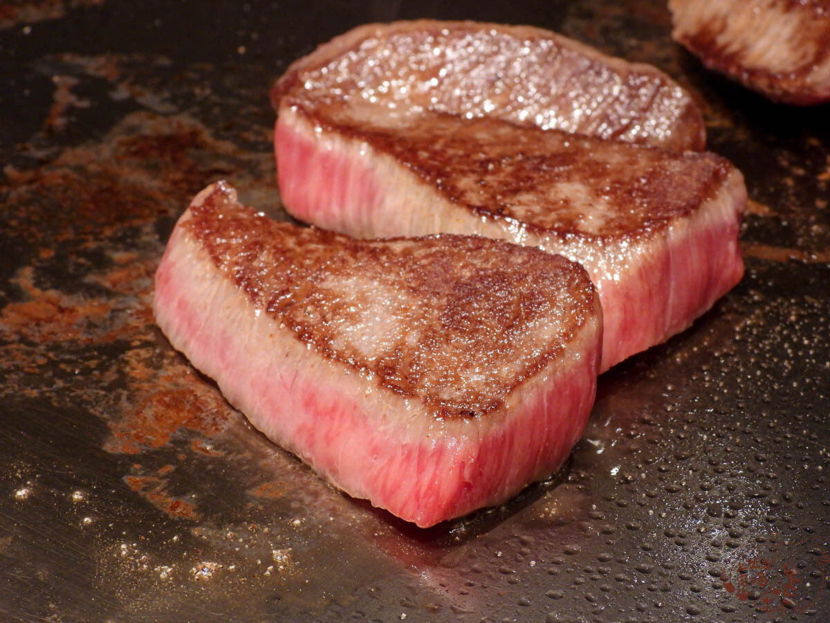 [達人專欄] 日本食記｜銀座牛排-雷到新生怒火的和牛鐵板燒 - flys8028的創作 - 巴哈姆特