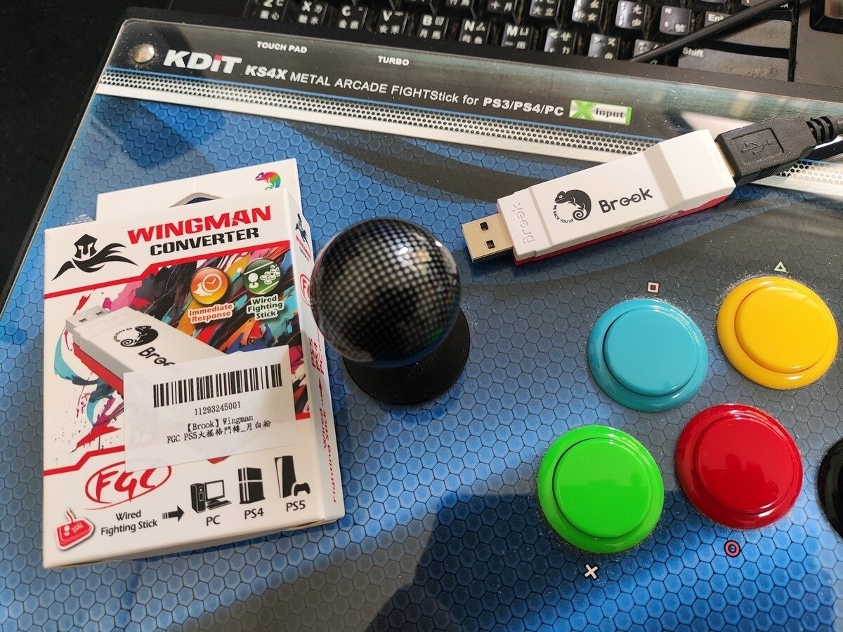 KDIT大搖搭Brook轉接器絕佳配備&自換按鍵小紀錄 - fayray的創作 - 巴哈姆特