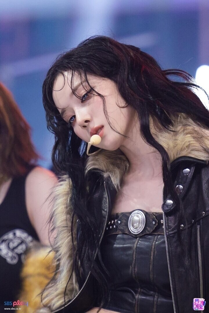 20250707 舞台Winter+機場 - wfvzzjrfy的創作 - 巴哈姆特