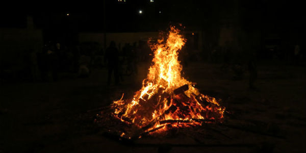 BONFIRE LIT - jy94562313的創作 - 巴哈姆特