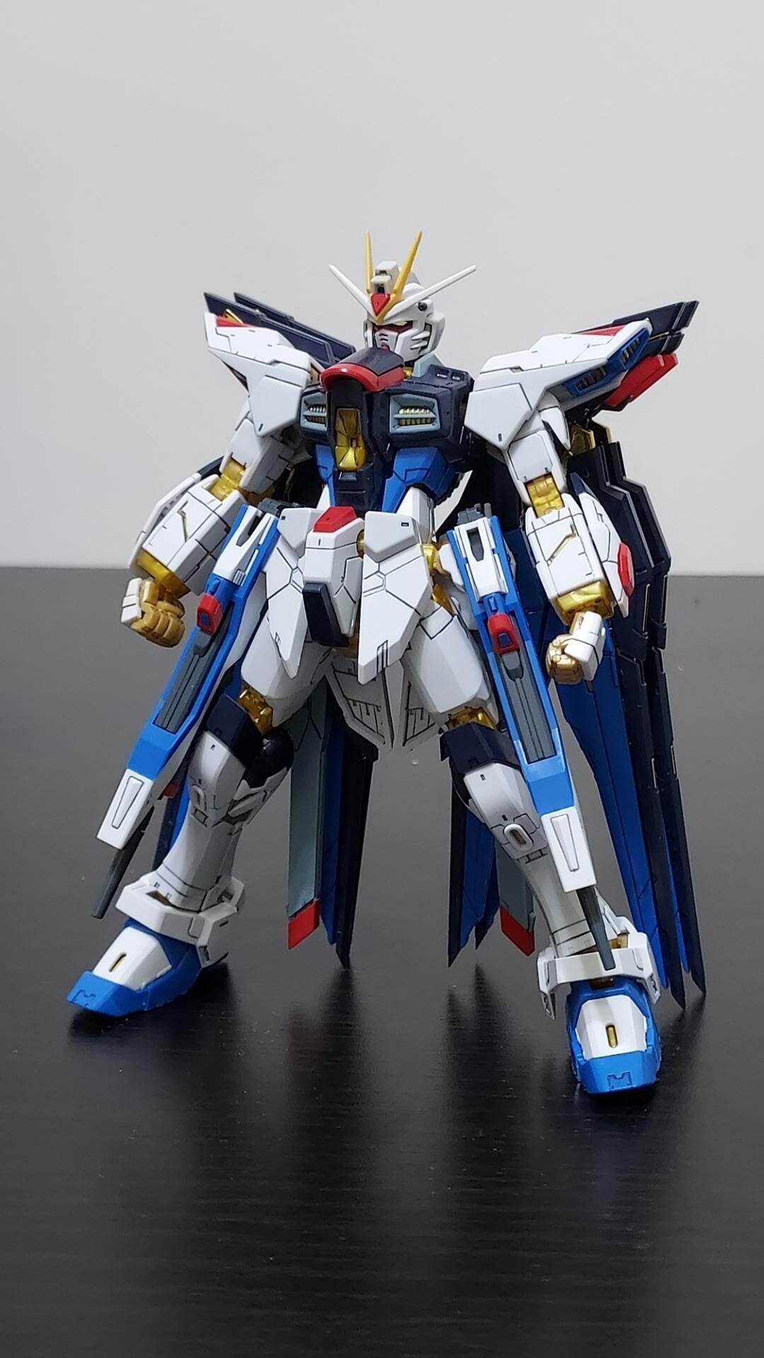 萬代 RG Strike Freedom Gundam 攻擊自由鋼彈 組裝心得 - thisiscool的創作 - 巴哈姆特