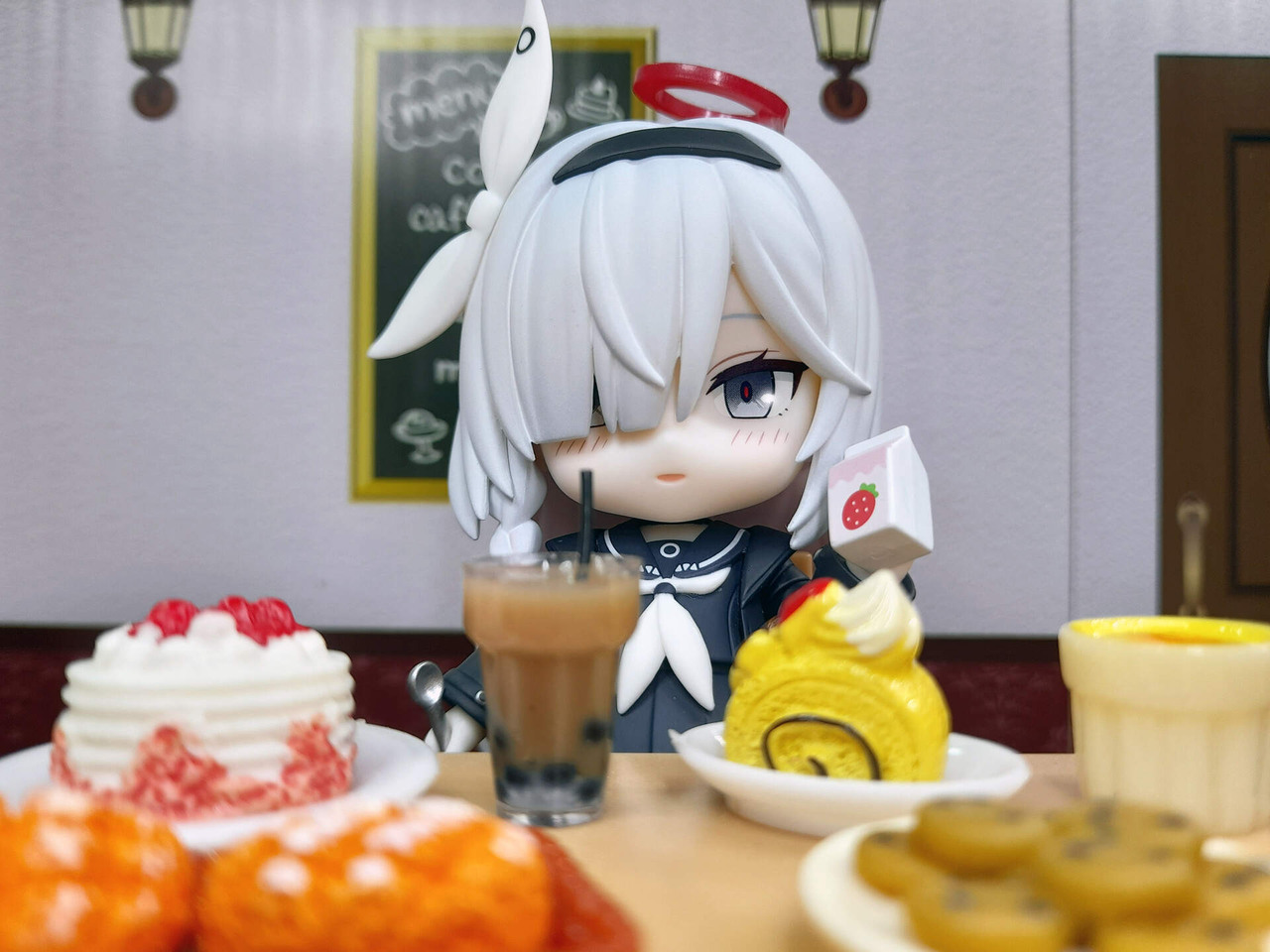 [達人專欄] 蔚藍檔案-星奈 GSC No.2603 黏土人 - wse93035的創作 - 巴哈姆特