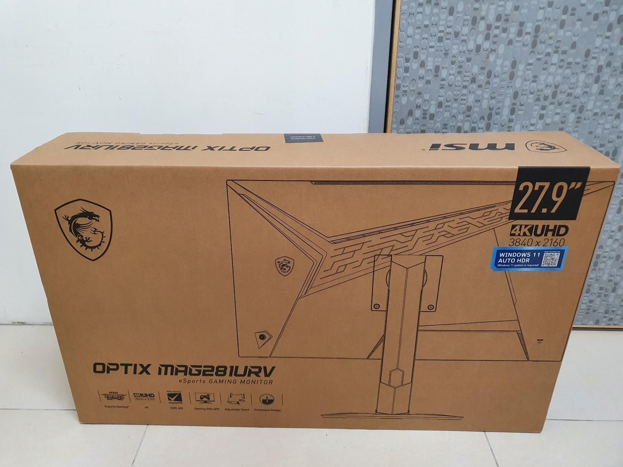 4K HDR400的Optix MAG281URV螢幕簡易開箱分享 - j123john的創作 - 巴哈姆特