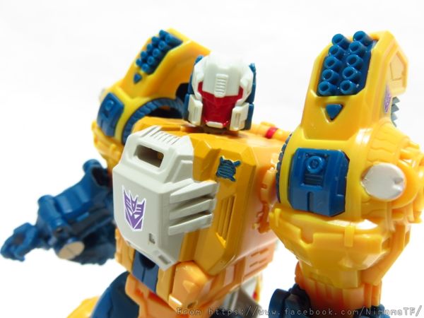 [達人專欄] 「開箱」變形金剛 泰坦歸來 Titans Return 人狼 頭領戰士 Weirdwolf - aiex888的創作 - 巴哈姆特