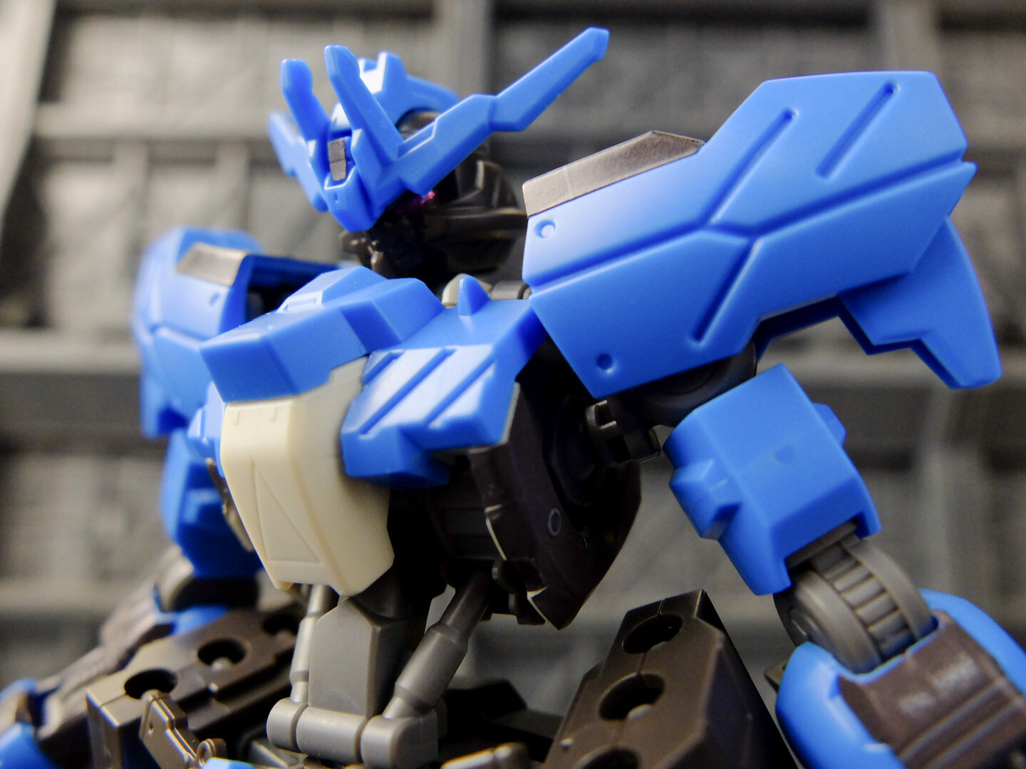 【GUNPLA】HG_殘命鋼彈 Gundam Vidar_素組開箱分享_1/144 - shofan的創作 - 巴哈姆特