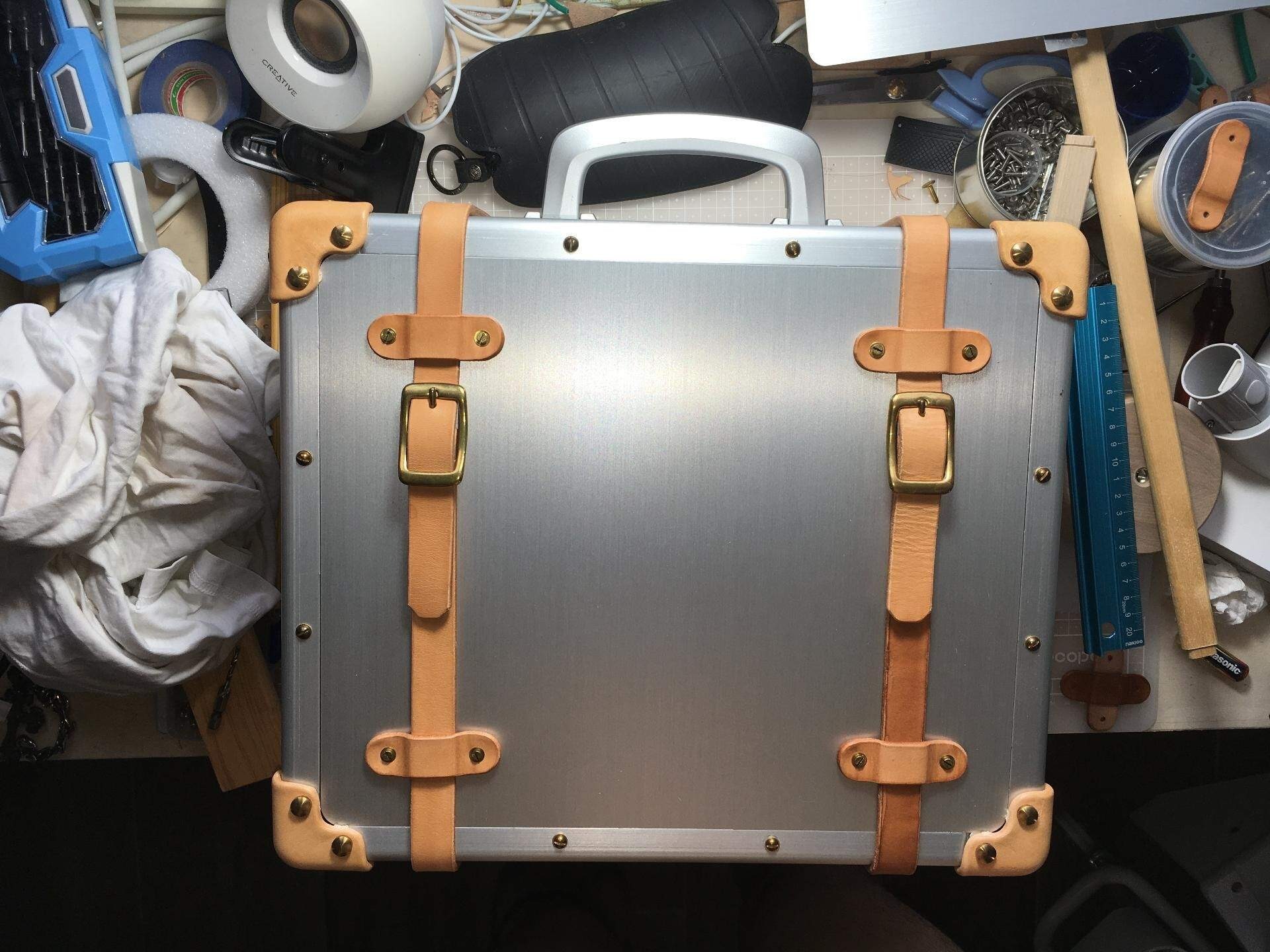 【Lian Li】PC-TU200 復古行李箱機殼包皮 - percy311989的創作 - 巴哈姆特