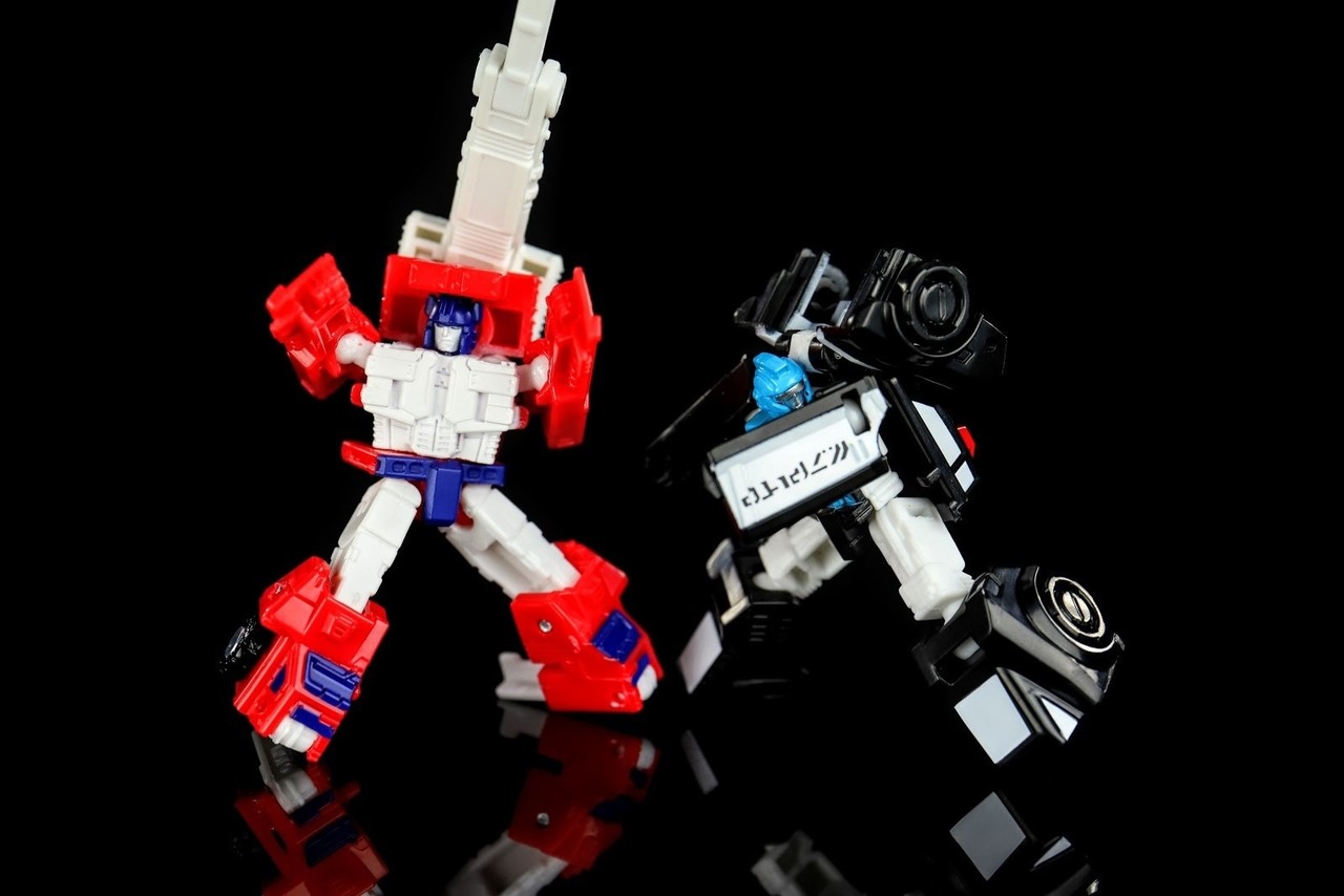 [Transformers] War for Cybertron：Siege Micromasters Red Heat & Stakeout ...