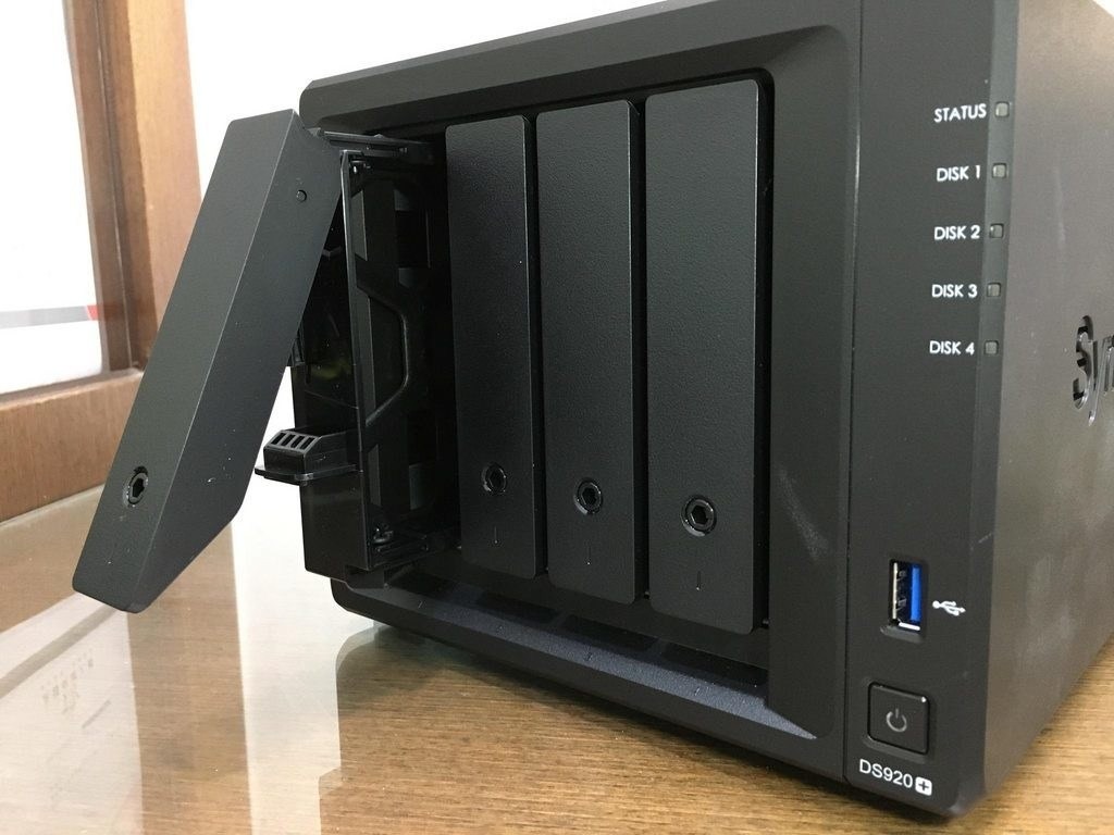 初次見面，NAS！Synology DS920+開箱與使用心得 - buikit的創作 - 巴哈姆特