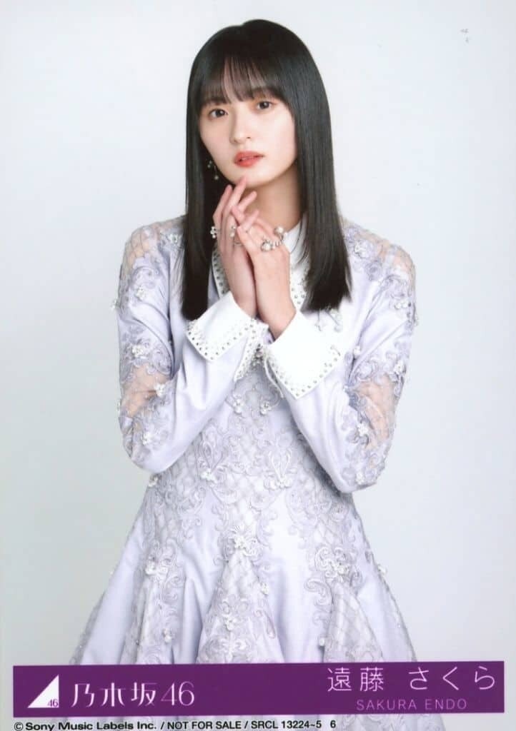 乃木坂46 2024年 紅白衣裝(上) - ej02140508的創作 - 巴哈姆特